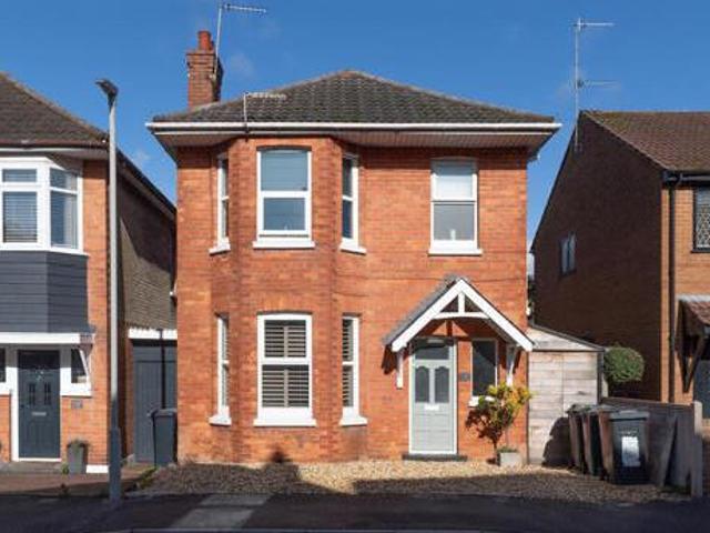 Green Road, Bournemouth, 3 Bedroom Detached