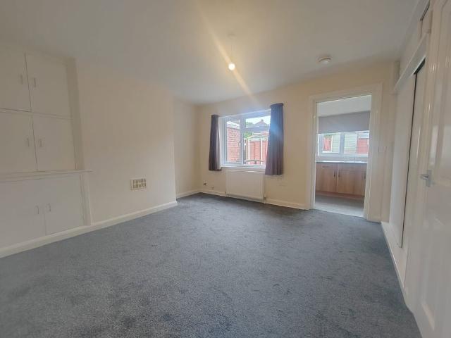 Green Road, Penistone, Sheffield, S36 6BE