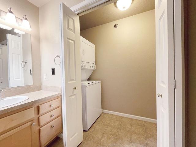 Green Square Apartments 2 Bedroom Apartment for Rent at 1520 32nd Ave Sw, Minot, ND 58701