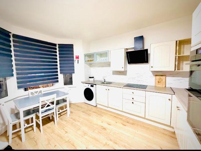 Green Street, Forest Gate E7, 2 bed flat to rent, £2,000 pcm | PrimeLocation