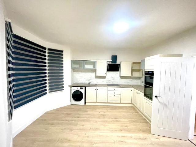 Green Street, Forest Gate E7, 2 bed flat to rent, £2,000 pcm | PrimeLocation