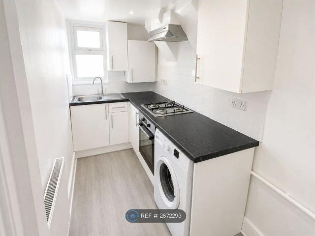 Green Street, London E13, 2 bed maisonette to rent, £1,800 pcm | PrimeLocation