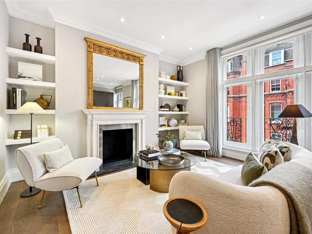 Green Street, London, W1K 2 bed apartment to rent £7,496 pcm £1,730 pw