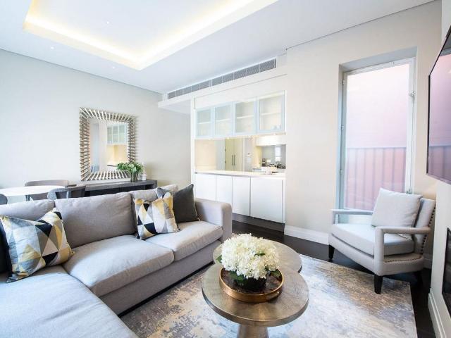 Green Street, London W1K, 2 bed flat to rent, £10,833 pcm | PrimeLocation