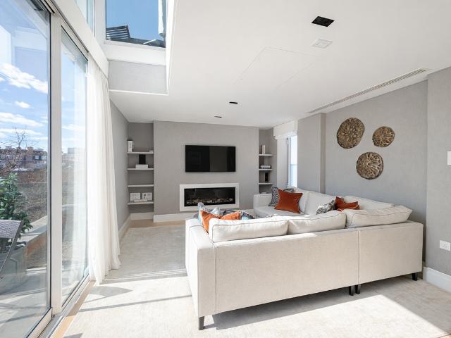 Green Street, London W1K, 3 bed flat to rent, £17,333 pcm | PrimeLocation