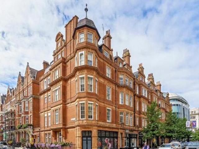 Green Street, Mayfair, 2 Bedroom Apartment