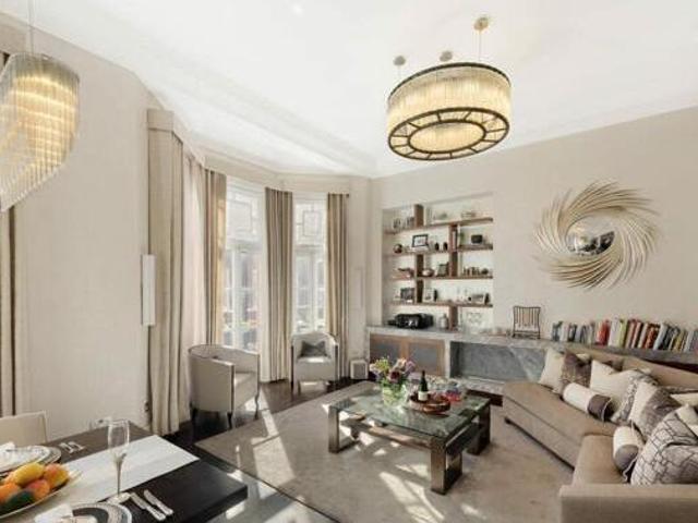 Green Street, Mayfair, 2 Bedroom Flat
