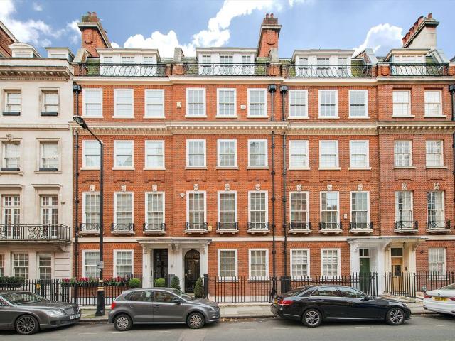 Green Street, Mayfair W1K, 3 bed flat to rent, £10,835 pcm | PrimeLocation