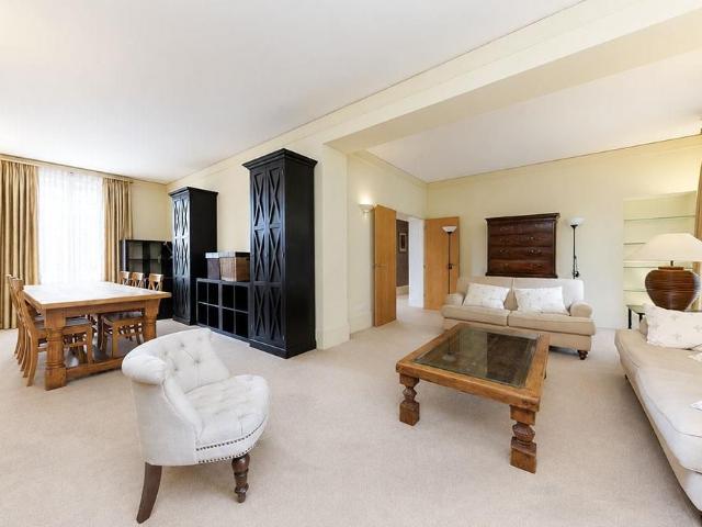 Green Street, Mayfair, London W1K, 3 bed flat to rent, £6,855 pcm | PrimeLocation