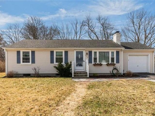 Greenmeadow Cir, North Kingstown, Home For Sale