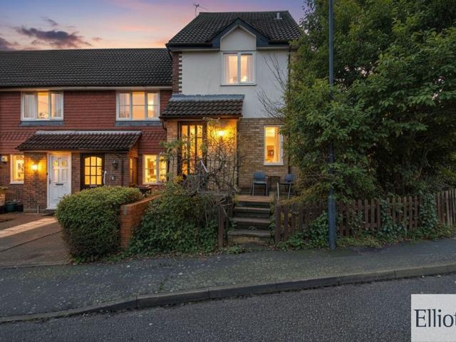 Greenacre Close, Northolt UB5, 1 bed terraced house to rent, £1,550 pcm | PrimeLocation