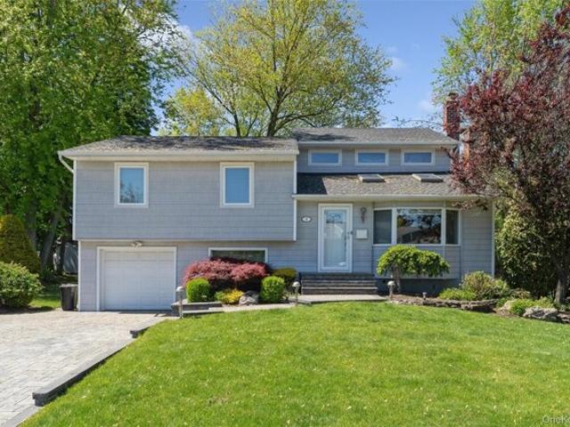 Greenacre Ct, Syosset, Home For Sale