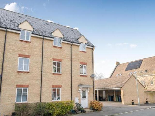 Greenacre Way, Bishops Cleeve, 2 Bedroom End