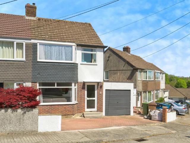 Greenacres, Plymouth PL9, 3 bed property to rent, £1,300 pcm | PrimeLocation