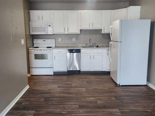 Greenbush Apartments Studio Apartment for Rent at 2025 Greenbush St, Lafayette, IN 47904 Hanna
