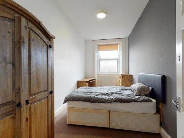 Greenbank Terrace 5 bed flat to rent £3,030 pcm £699 pw