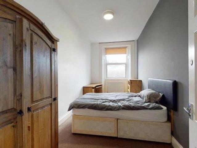 Greenbank Terrace, Plymouth, Plymouth PL4, 5 bed shared accommodation to rent, £607 pppm | PrimeLocation