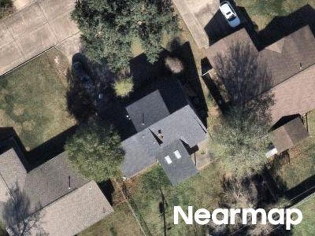 Greenbriar Ave