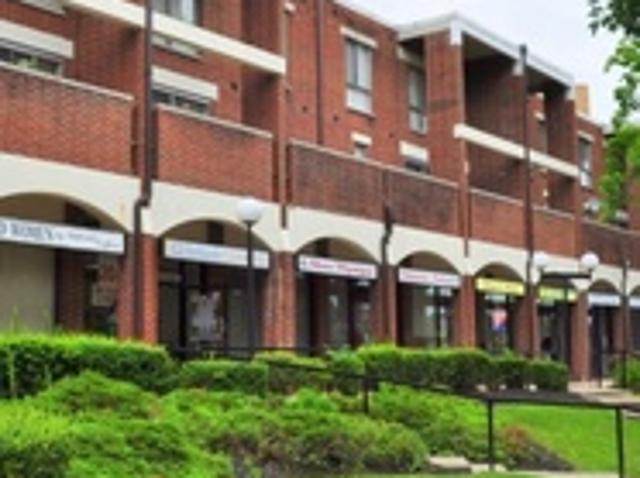 Greenbriar Club Apartments