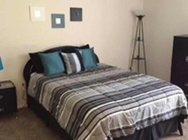 Greenbriar Club Apartments