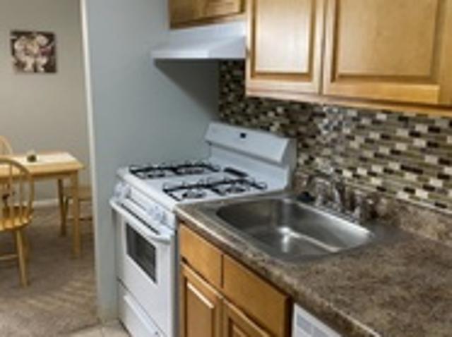 Greenbriar Club Apartments