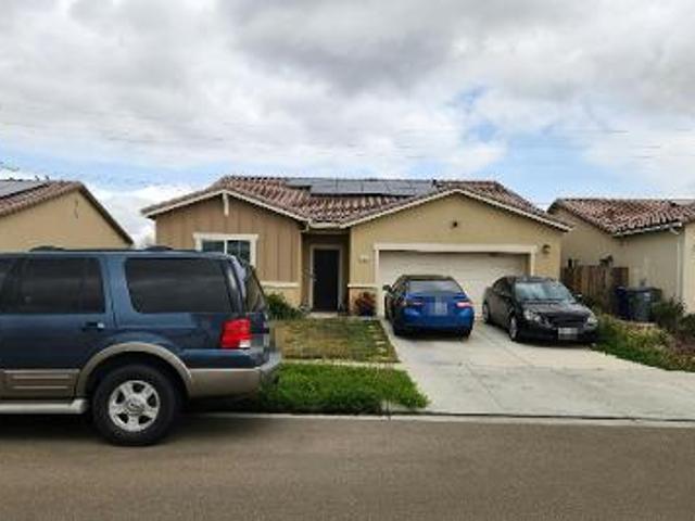 Greenbriar Dr