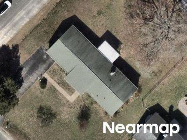 Greenbriar Dr