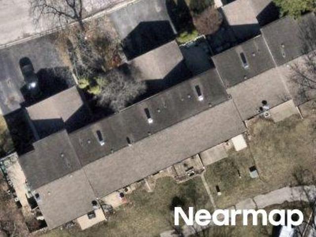 Greenbriar Ln