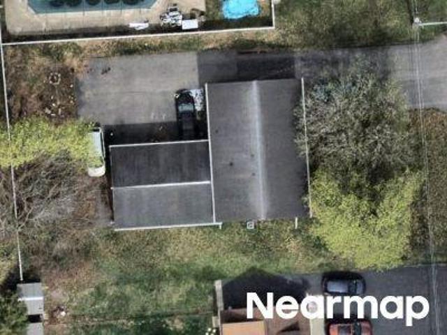 Greenbriar Rd