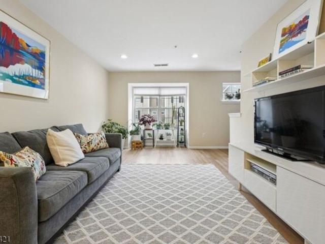 Greenbrook Dr Unit,bloomfield, Condo For Sale