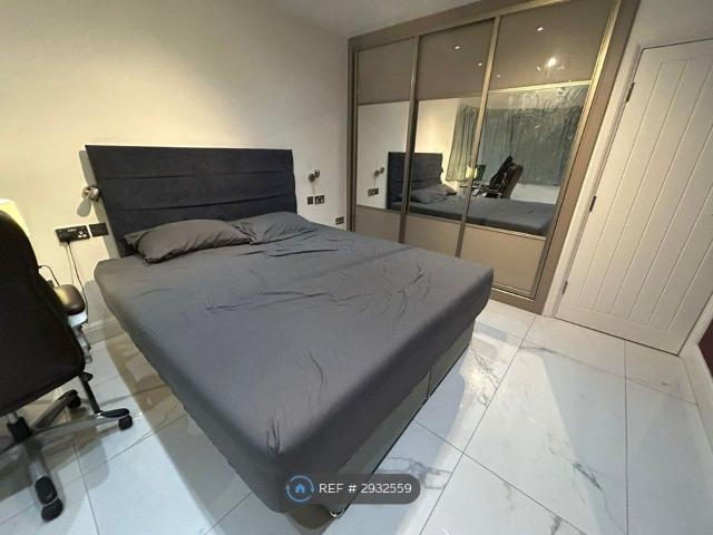 Greencroft Avenue, Ruislip HA4, Room to rent, £1,050 pcm | PrimeLocation