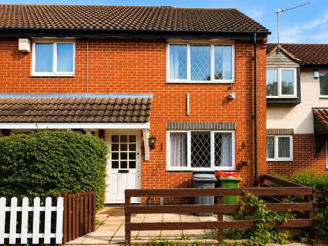 Greencroft Close London 2 bed terraced house to rent £2,400 pcm £554 pw