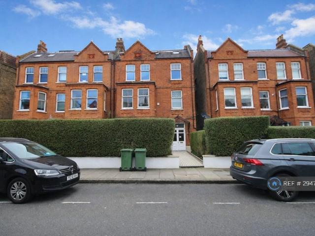 Greencroft Gardens, London, NW6 1 bed flat to rent £1,750 pcm £404 pw