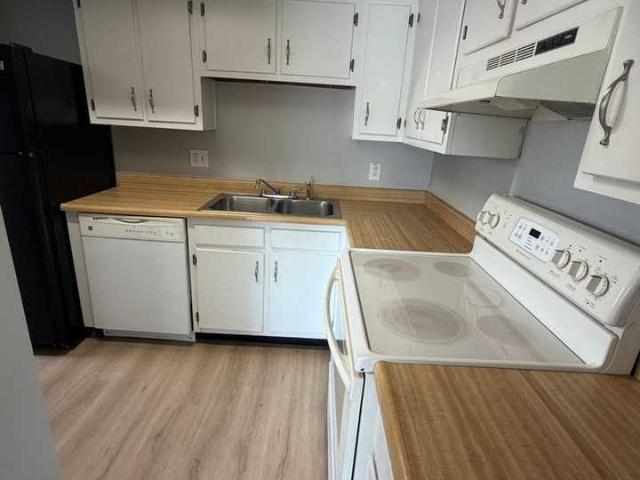 GreenFeatherCt708 2 Bedroom Apartment for Rent at 708 Green Feather Ct, West Carrollton, OH 45449