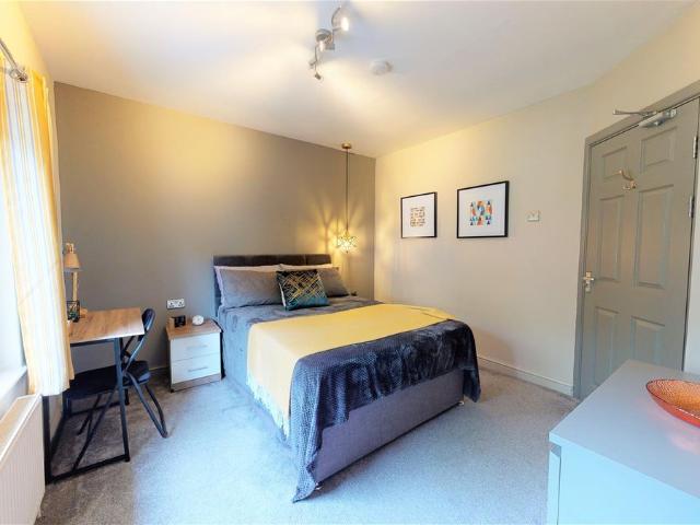 Greenfield Avenue, Shipley BD18, Room to rent, £450 pcm | PrimeLocation