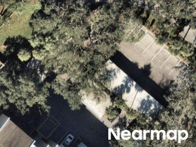 Greenfield Dr Apt 204
