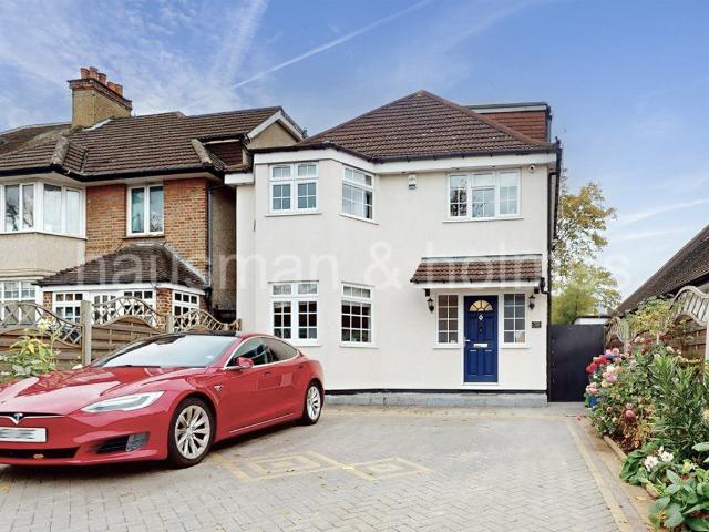 Greenfield Gardens, Childs Hill NW2, 4 bed flat to rent, £4,950 pcm | PrimeLocation