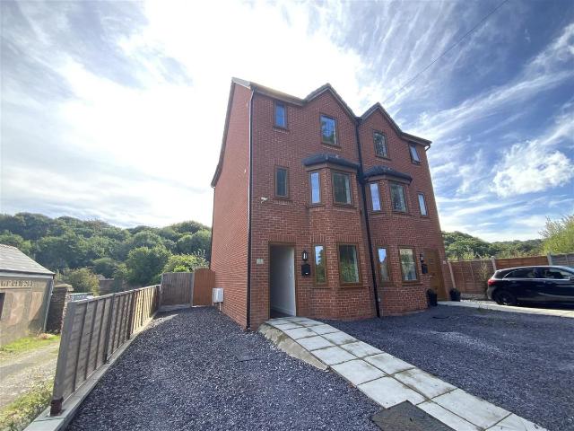 Greenfield Road, Greenfield, Holywell CH8, 4 bed property to rent, £975 pcm | PrimeLocation