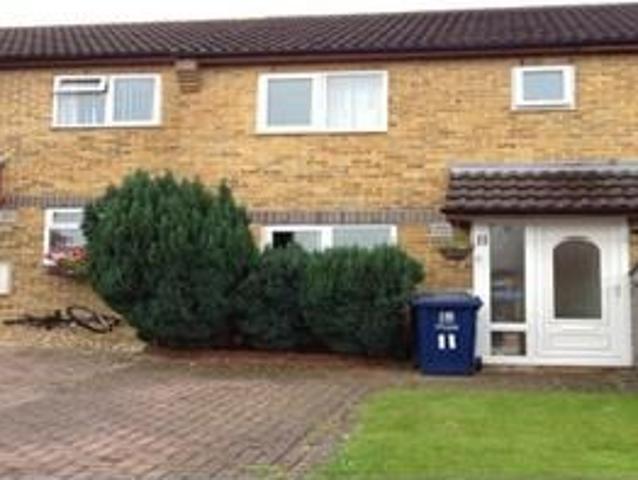Greenfinch Close, Oxford OX4, 3 bed property to rent, £1,750 pcm | PrimeLocation