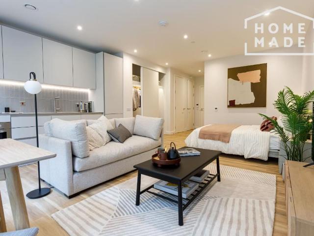 Greenford Quay, Greenford UB6, Studio to rent, £1,750 pcm | PrimeLocation
