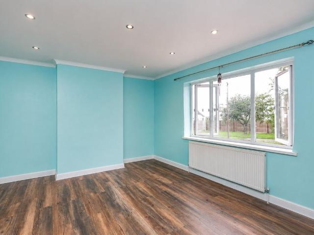 Greenford Road, Greenford UB6, 2 bed flat to rent, £1,750 pcm | PrimeLocation