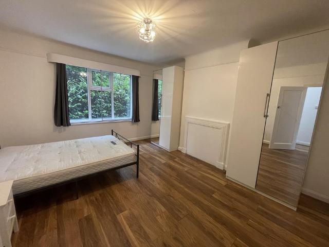 Greenford Road, Harrow HA1 2 bed flat to rent £1,900 pcm £438 pw
