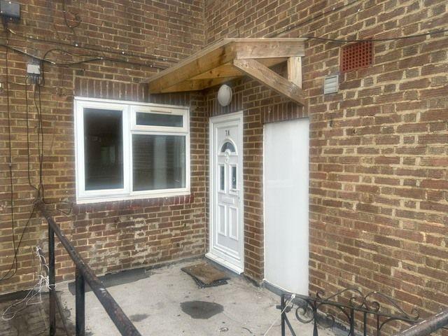 Greenford UB6, 4 bed flat to rent, £2,700 pcm | PrimeLocation