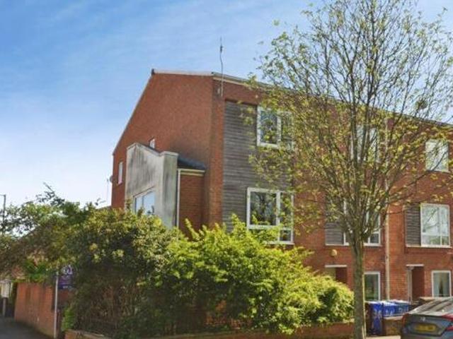 Greengage, Greater Manchester, 4 Bedroom End