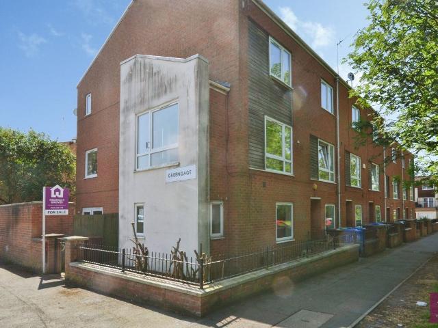 Greengage, Manchester M13, 4 bed end terrace house to rent, £1,650 pcm | PrimeLocation