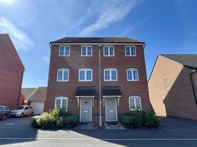 Greengage Road, Cotgrave, 4 Bedroom Semi detached