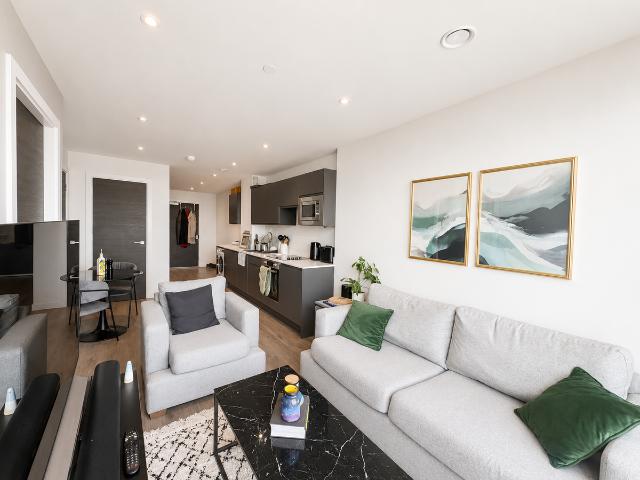 Greengate, Salford M3, 1 bed flat to rent, £1,350 pcm | PrimeLocation