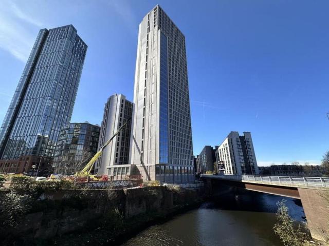 Greengate, Salford M3, 2 bed flat to rent, £1,700 pcm | PrimeLocation