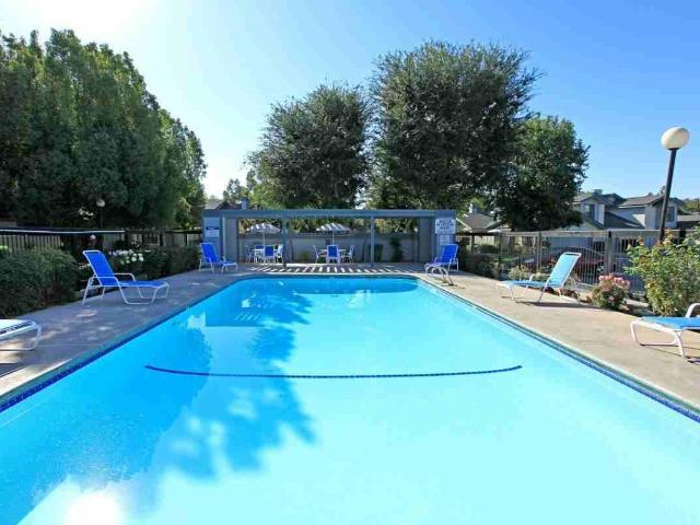 Greenhaven Apts. 3 Bedroom Apartment for Rent at 901 Mohawk St, Bakersfield, CA 93309 Park Stockdale