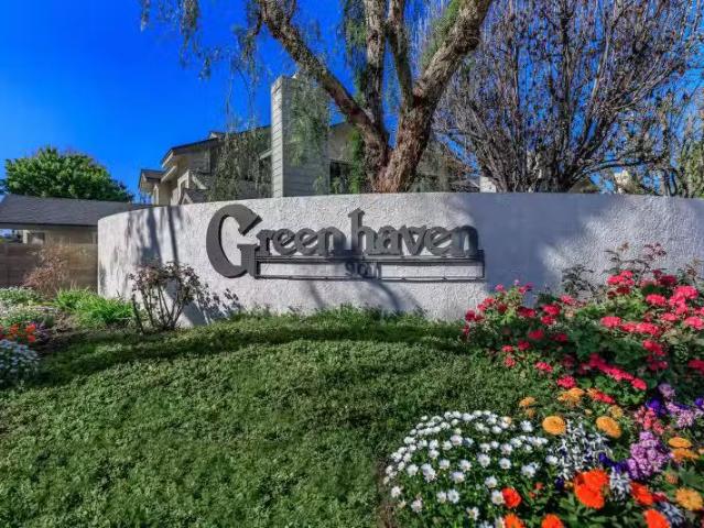 Greenhaven Apts. 901 Mohawk St, Bakersfield, CA 93309
